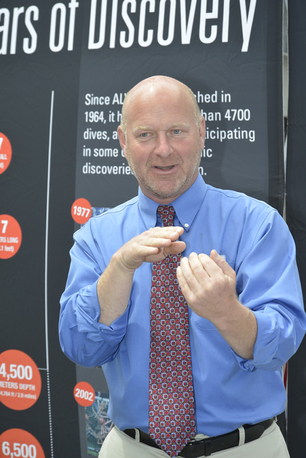 Timothy Shank - Discovering The Deep